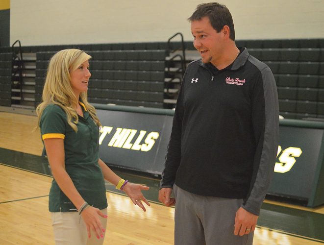 Husband versus wife: Jason, Cassie Layman coach against each other ...